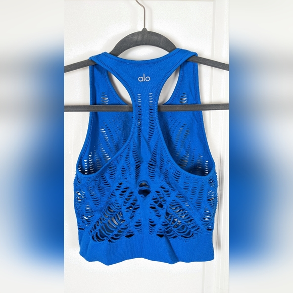 ALO Yoga | Tops | Alo Crop Top | Poshmark
